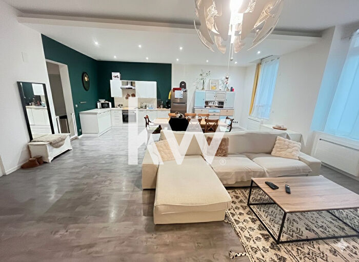 Appartement à vendre - Saint-Étienne, Centre-ville, Peuple, Chavanelle - 5 pièces - 3 chambres