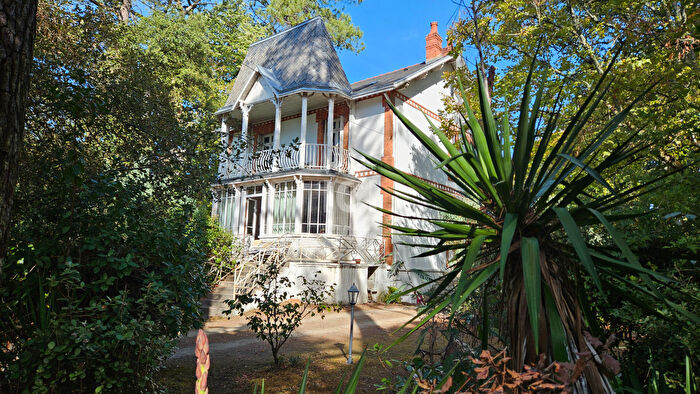 Maison 6 pièces à Saint-Brevin-les-Pins, L'Océan, Bridelais, Le Béa, Le Fief, à vendre