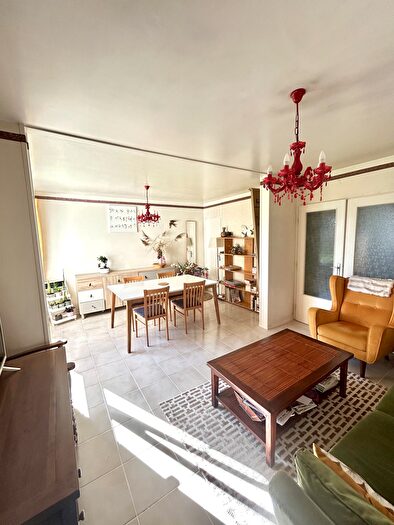 Appartement à vendre - Montigny-le-Bretonneux - 4 pièces - 3 chambres