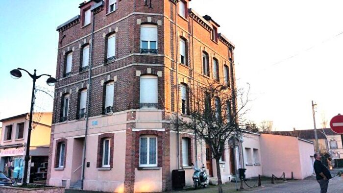 Romilly sur Seine-Nord Est, Romilly-sur-Seine - Appartement 1 pièce à louer