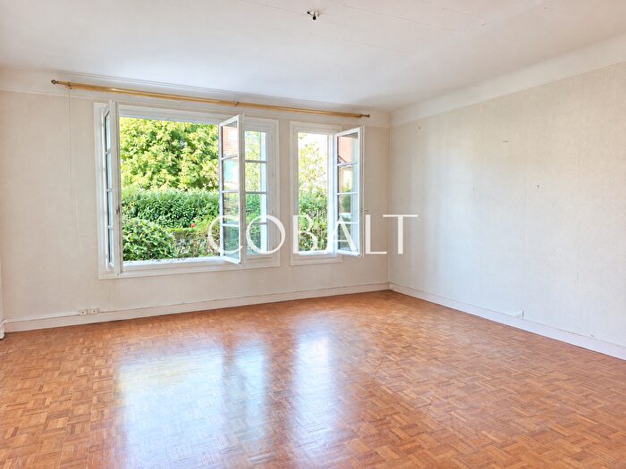Appartement 4 pièces à Le Chesnay, Saint-Antoine de Padoue, à vendre