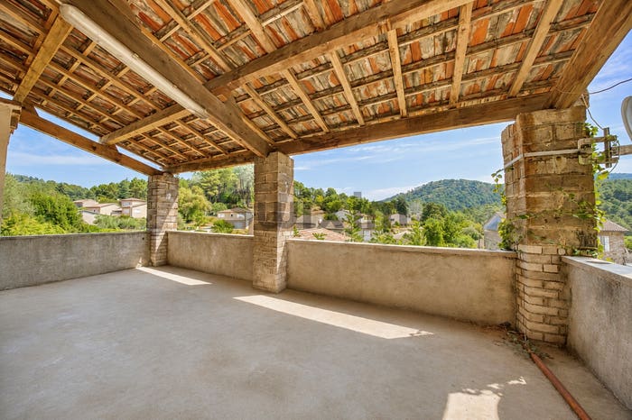 Appartement 3 pièces à vendre à postalCode