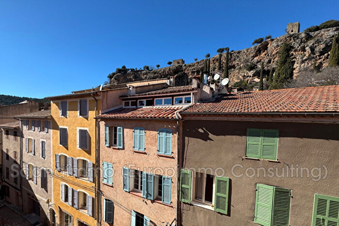 Maison à vendre - Cotignac - 6 pièces - 4 chambres