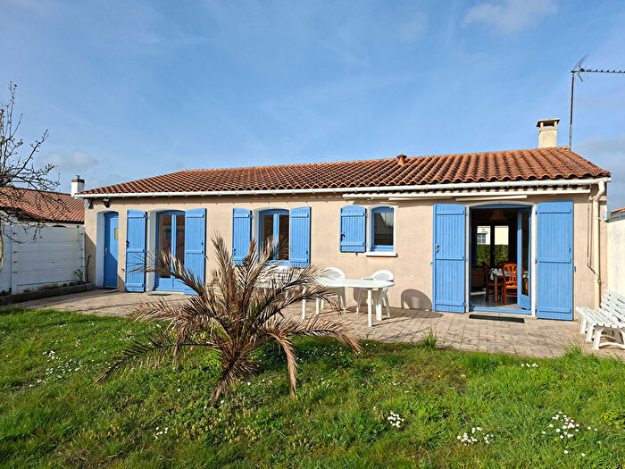 Maison à vendre - LAiguillon-sur-Mer - 4 pièces - 3 chambres