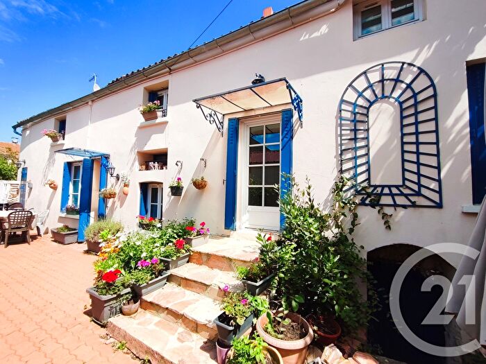 Maison à vendre - Mézières-sur-Seine - 6 pièces - 3 chambres