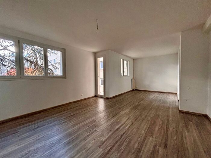 Reims, Barbâtre - Appartement 4 pièces à louer