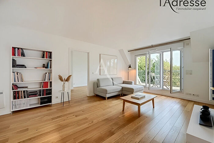 Suresnes, Carnot, Gambetta - Appartement 2 pièces à vendre