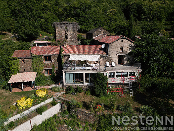 Saint-Martin-de-Boubaux : Maison 9 pièces à vendre
