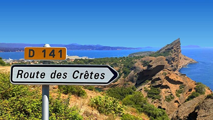 Appartement à vendre - La Ciotat, Groupède, Le Pin de la Fade, Saint-Loup - 3 pièces - 2 chambres