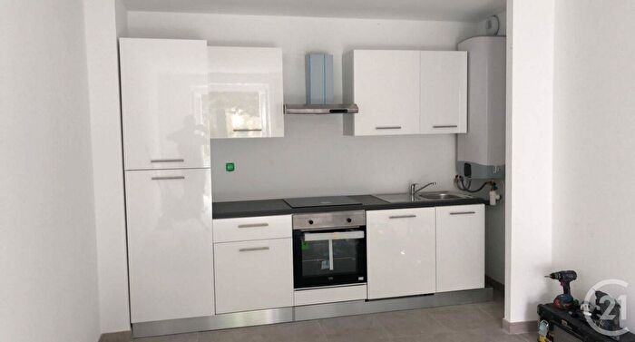 Bagnols-sur-Cèze : Appartement 2 pièces à louer