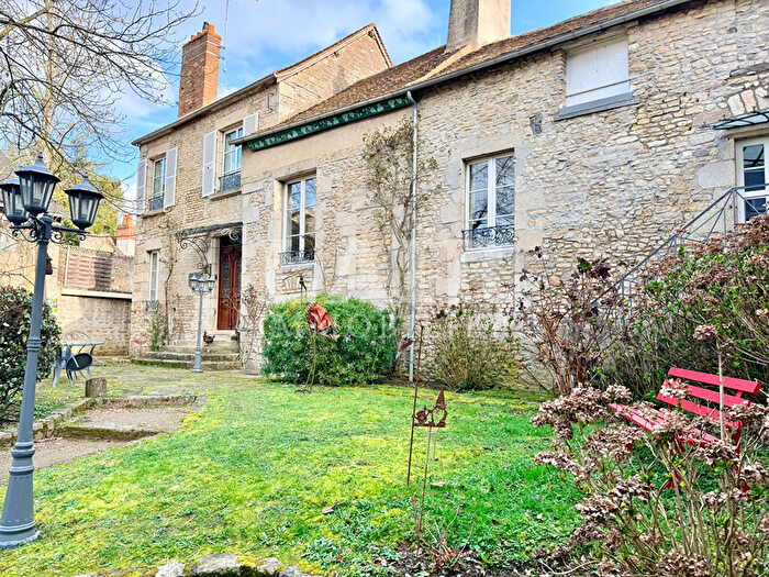 Alençon, Monsort, Saint-Léonard, Haut Eclair, Mantelet : Maison 9 pièces à vendre