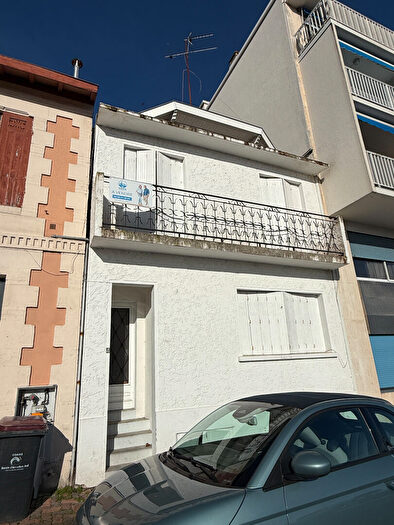 Maison à vendre - Arcachon, Saint-Ferdinand - 4 pièces - 2 chambres