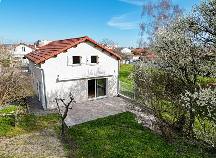 Maison à vendre - Clermont-Ferrand, Herbet, Brezet, Saint-Jean - 7 pièces - 5 chambres