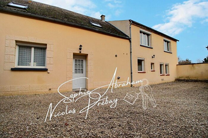 Maison à vendre - Angerville - 8 pièces - 6 chambres