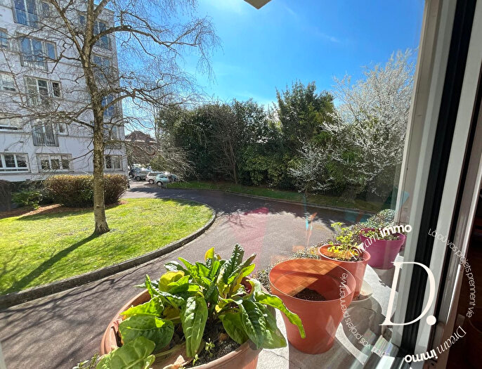 Appartement à vendre - Saint-Cloud, Pasteur, Magenta - 4 pièces - 3 chambres