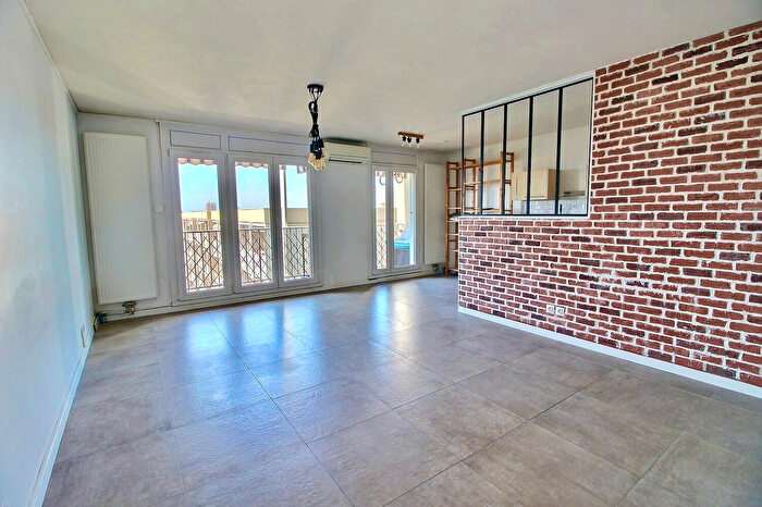 Appartement à vendre - Marseille e , Saint-Julien - 3 pièces - 2 chambres