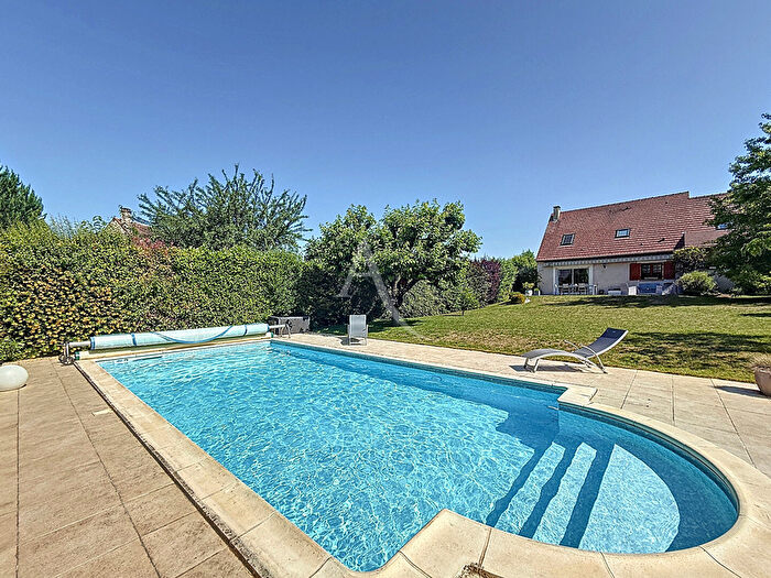 Maison à vendre - Mareuil-lès-Meaux - 7 pièces - 5 chambres