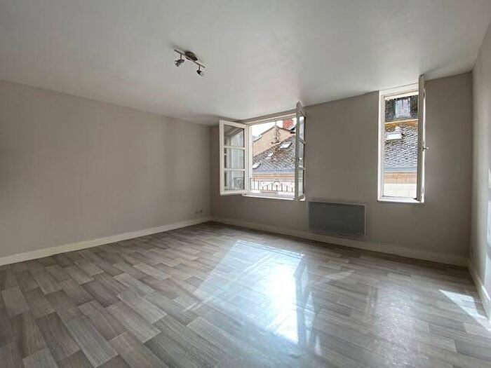 Appartement à louer - Centre-Hôtel de Ville, Limoges - 1 pièce