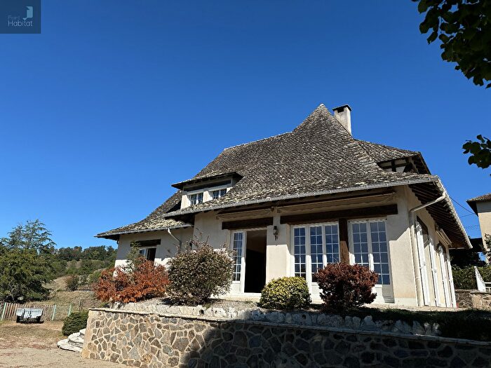 Maison 10 pièces à vendre - Saint-Étienne-de-Maurs