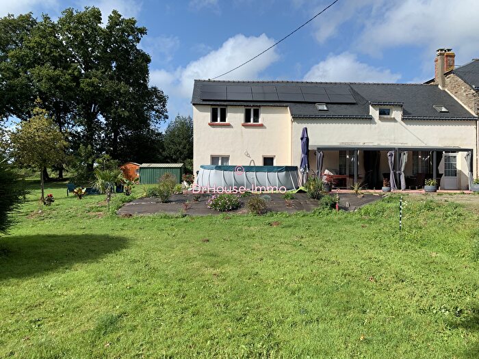 Maison 5 pièces à Saint-Malo-des-Trois-Fontaines, à vendre