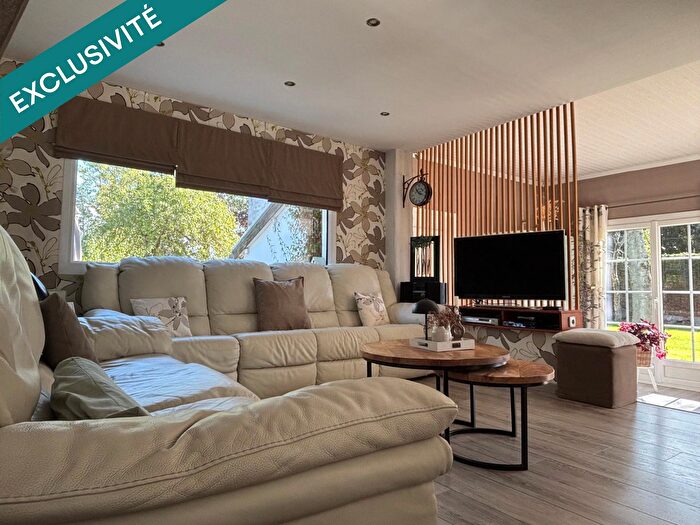 Maison 8 pièces à vendre à Holque