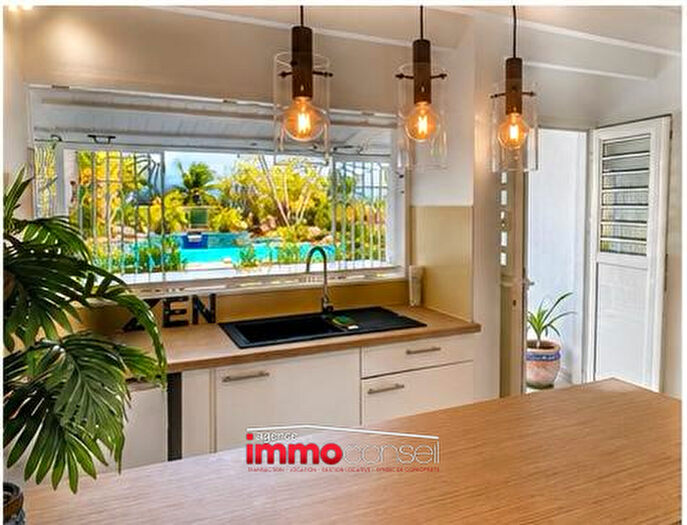 Appartement 2 pièces à Saint-François, à vendre