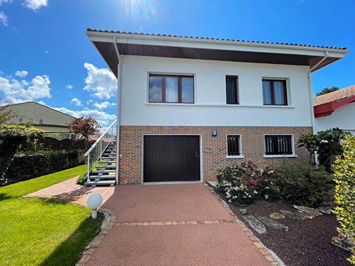 Maison à vendre - Biscarrosse - 4 pièces - 3 chambres