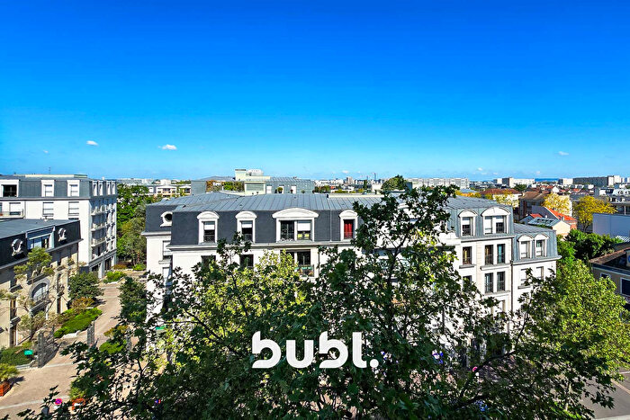 Appartement 5 pièces à Rueil-Malmaison, Coeur de Ville, à vendre