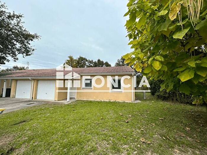 Maison à louer - Bas-Pays, Montauban - 4 pièces - 3 chambres