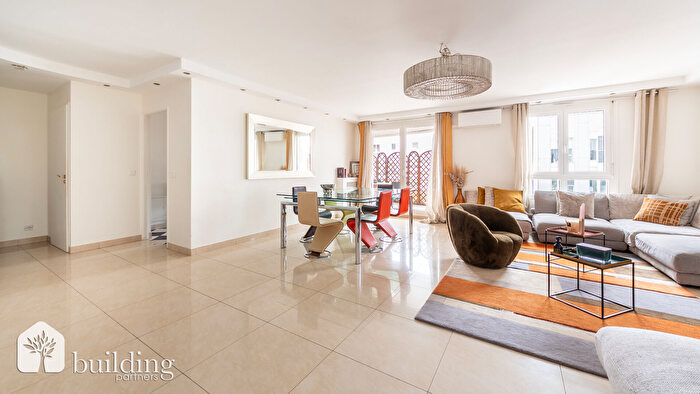 Appartement à vendre - Levallois-Perret, Front de Villiers - 5 pièces - 3 chambres