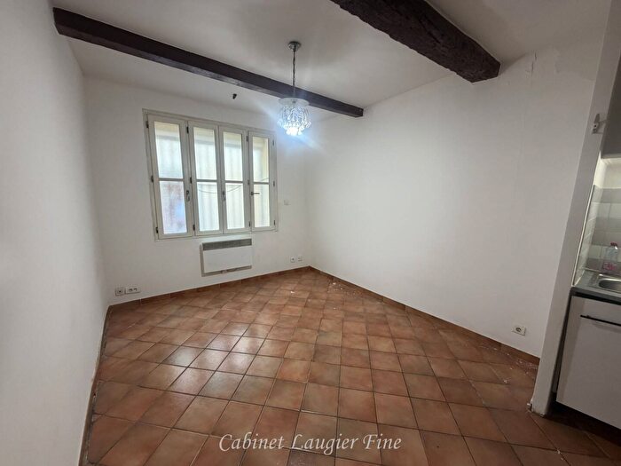 Appartement 1 pièce à Marseille 2ème arrondissement, à louer