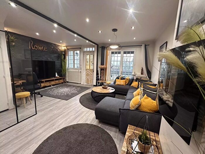 Maison à vendre - Saint-Prix - 7 pièces - 4 chambres