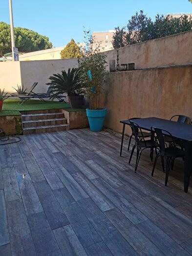 Maison à vendre - Béziers, Champ de Mars - 6 pièces - 3 chambres