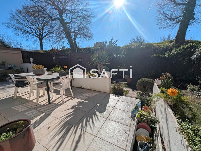 Appartement à vendre - Fréjus, Centre-ville - 4 pièces - 3 chambres