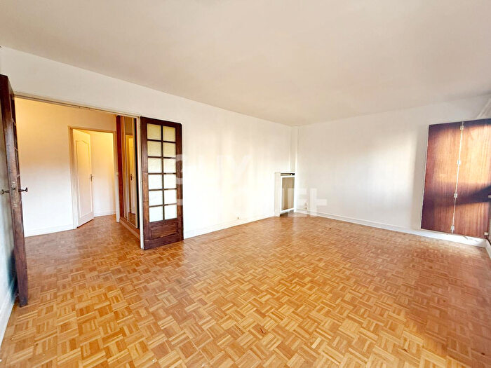 Appartement 4 pièces à vendre à Nanterre, Vieux Pont