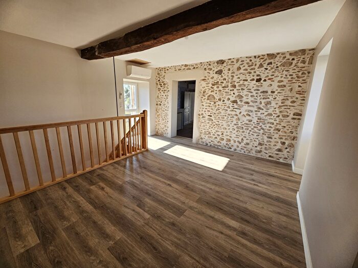 Maison à vendre - Roumégoux - 5 pièces - 4 chambres