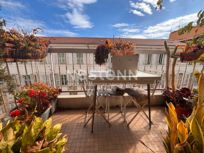 Appartement 3 pièces à vendre à Nice, Le Port