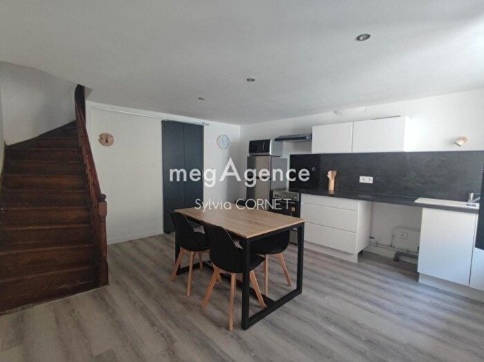 Maison à louer - Jujurieux - 3 pièces - 1 chambre