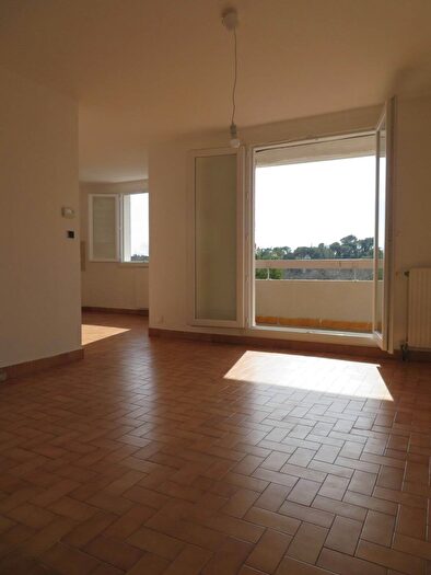 Appartement à louer - Alouette, Nîmes - 2 pièces - 1 chambre