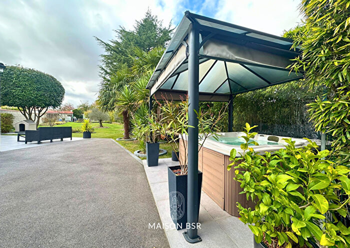 Maison à vendre - La Chevrolière - 4 pièces - 3 chambres