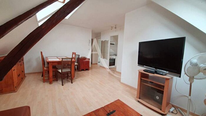 Appartement à louer - Centre, Soissons - 2 pièces - 1 chambre