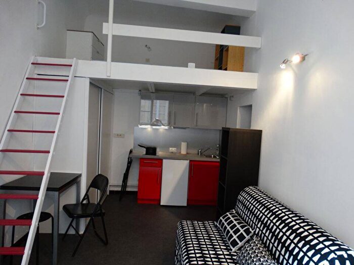 Appartement 1 pièce à louer à Saint Mitre les Granettes Pey Blanc, Aix-en-Provence