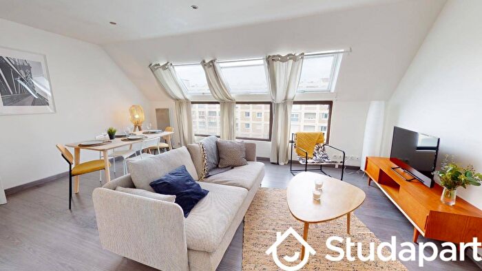 Appartement à louer - Centre Ville-Rive Gauche, Rouen - 1 pièce - 2 chambres