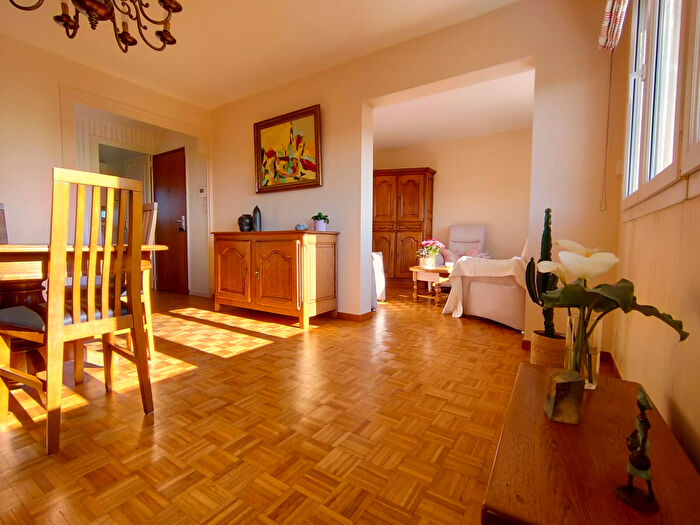 Appartement 4 pièces à vendre à Angers, Belle, Beille