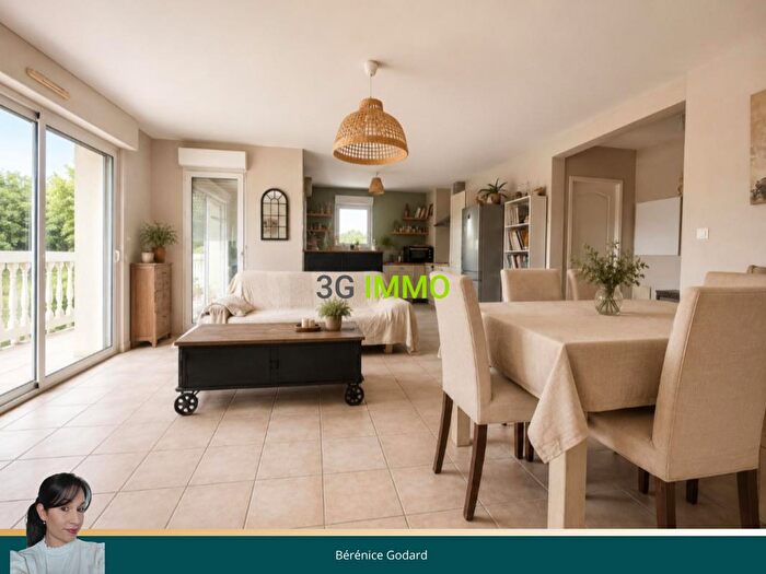 Saint-Martin-de-Hinx : Appartement 3 pièces à vendre