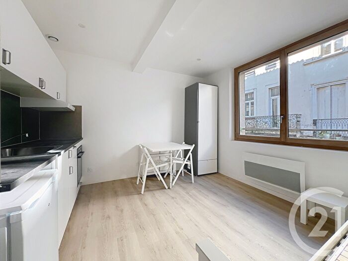 Appartement à louer - Villeneuve-sur-Lot, Sainte-Catherine - 1 pièce