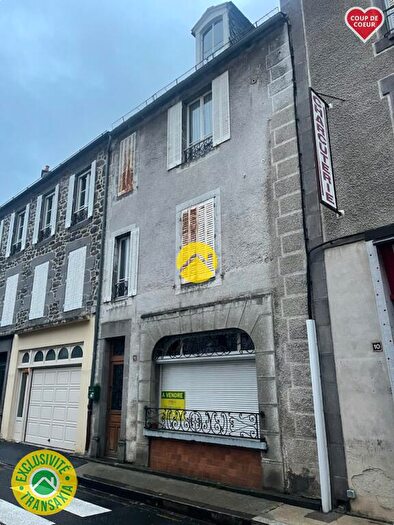 Maison 7 pièces à vendre à Pierrefort