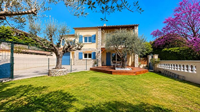 Maison 9 pièces à vendre à Saint-Maurice-sur-Eygues