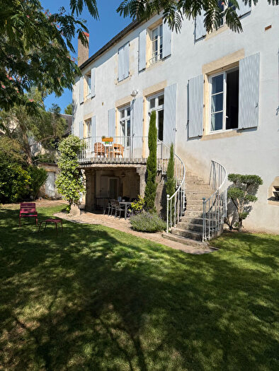 Nevers, Cathédrale, Jonction : Maison 10 pièces à vendre