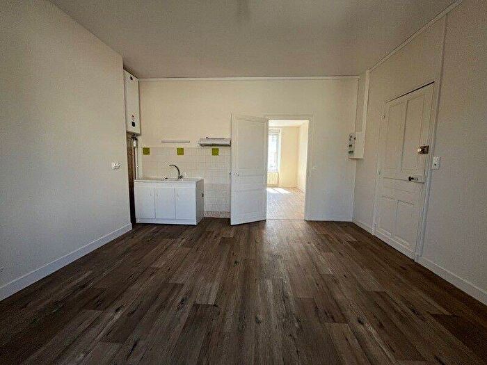 Appartement 2 pièces à louer - Piégut-Pluviers